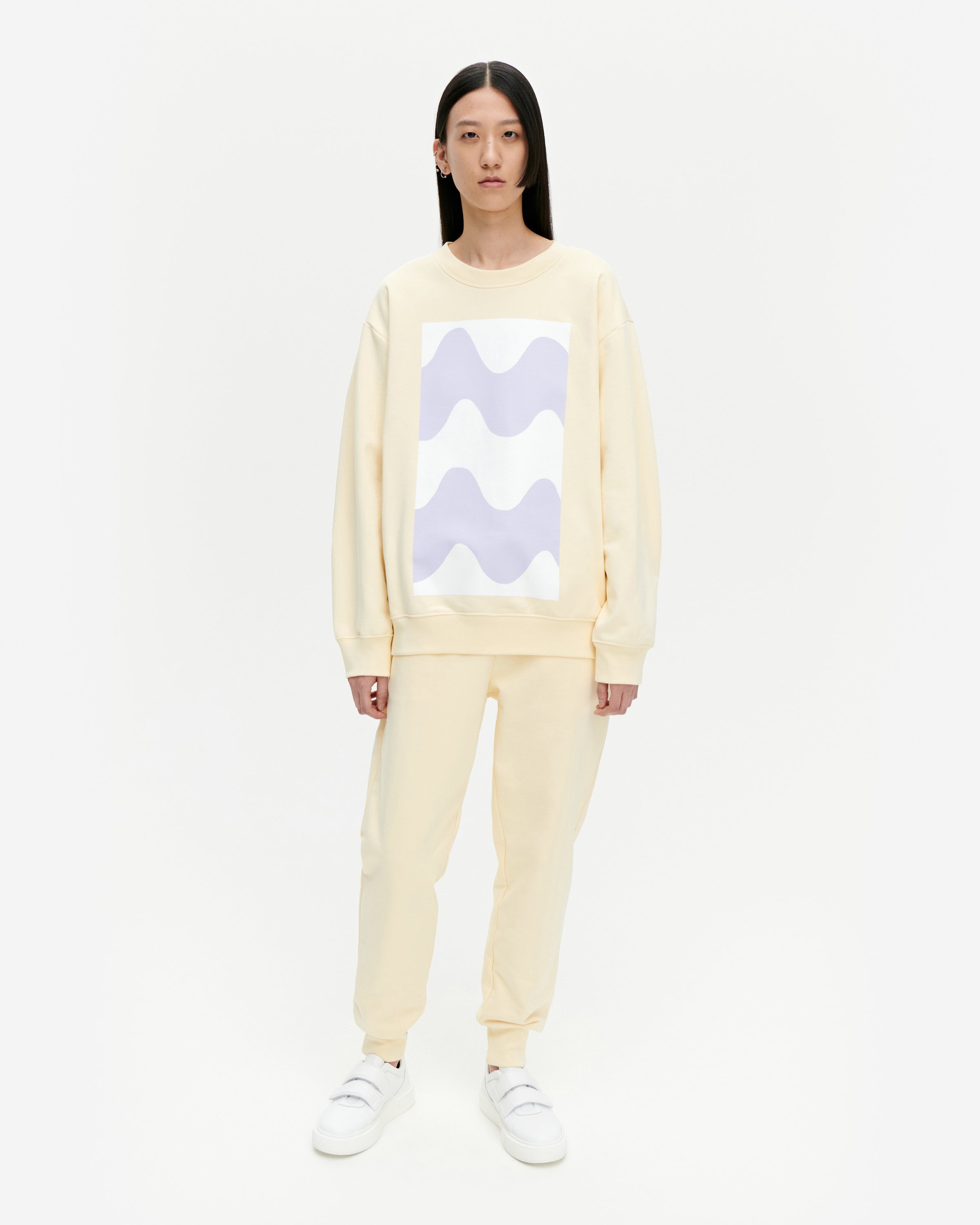KIOSKI LOKKI HUIMAPAA SWEATER 69CM | MARIMEKKO – SIDEFAME GROUP | Premium Fashion & Lifestyle ...