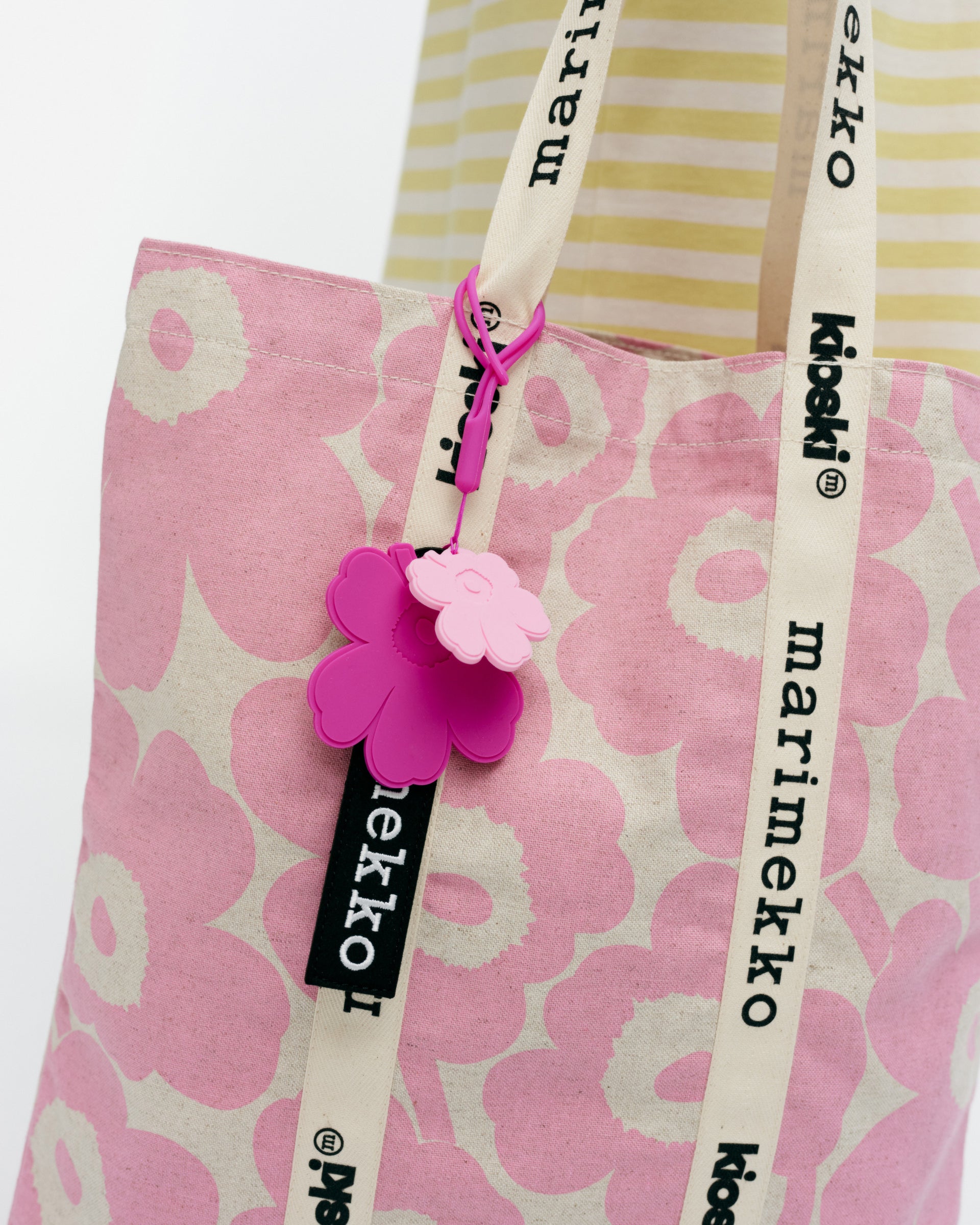 KIOSKI VIISAUS UNIKKO KEY CHAIN | MARIMEKKO – SIDEFAME GROUP | Premium ...